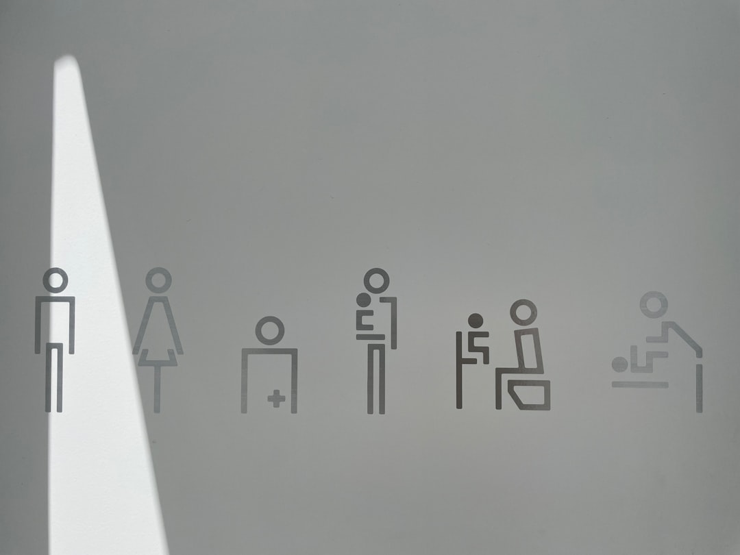 Toilet Seat Toilet: Cultural Design Differences - Tech Warlock